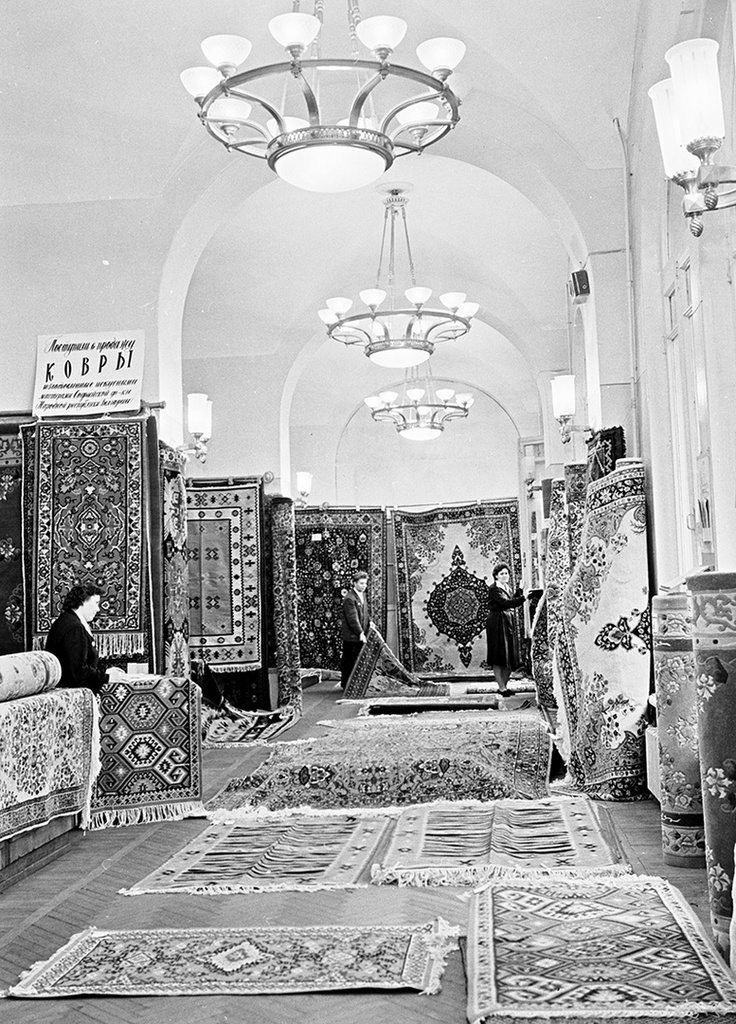 Фото "Ковры из Болгарии", 8 апреля 1961, г. Москва - История России в ...