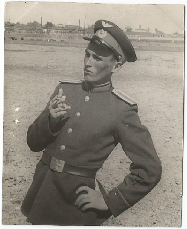 Фото "Бравый курсант", 1956 - 1969 - История России в фотографиях