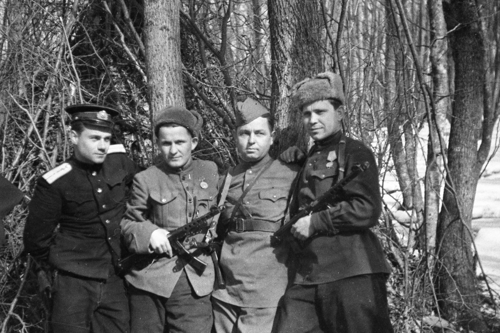 Фото "Партизаны Северного соединения Крыма", 1 января 1944 - 28 февраля ...