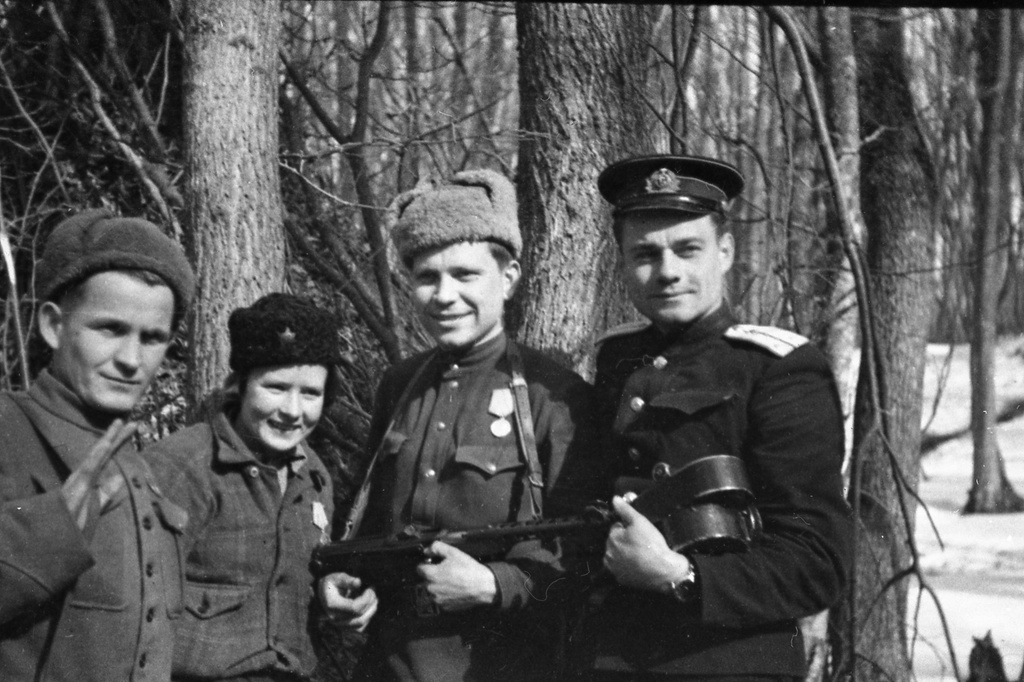 Фото "Партизаны Северного соединения Крыма", 1 января 1944 - 28 февраля ...