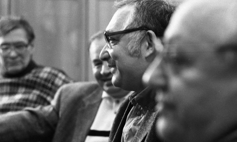 Фото "Фридрих Горенштейн в редакции журнала «Юность»", 1991 год, г ...